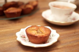 LES NONNETTES ORANGE | A Cup of Life