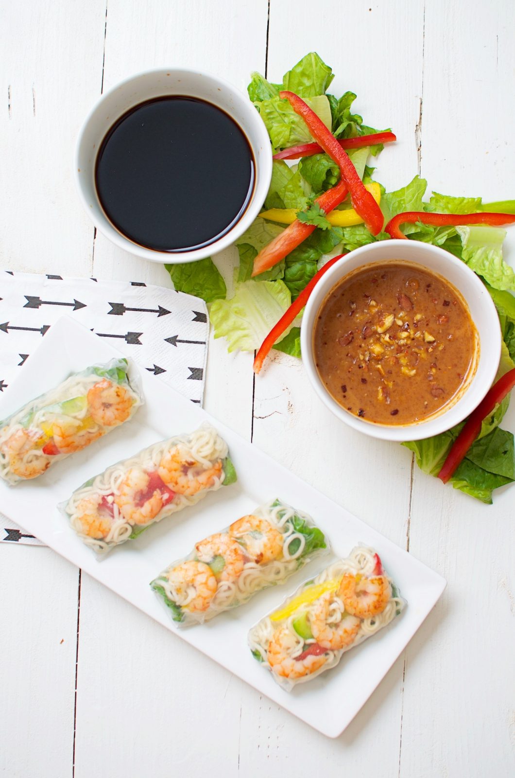 Spring rolls met pinda- en sojasaus | A Cup of Life